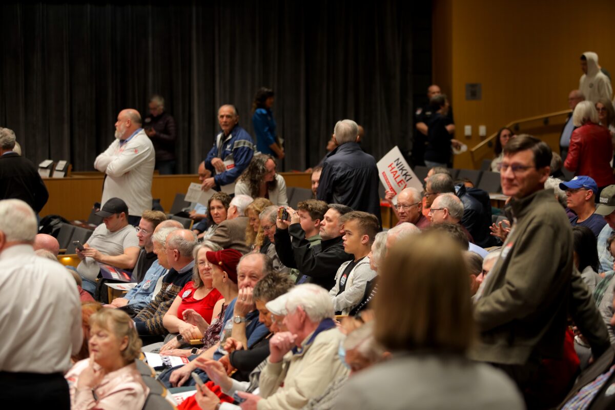 Nikki Haley makes campaign stop in Orem ahead of Super Tuesday | News ...